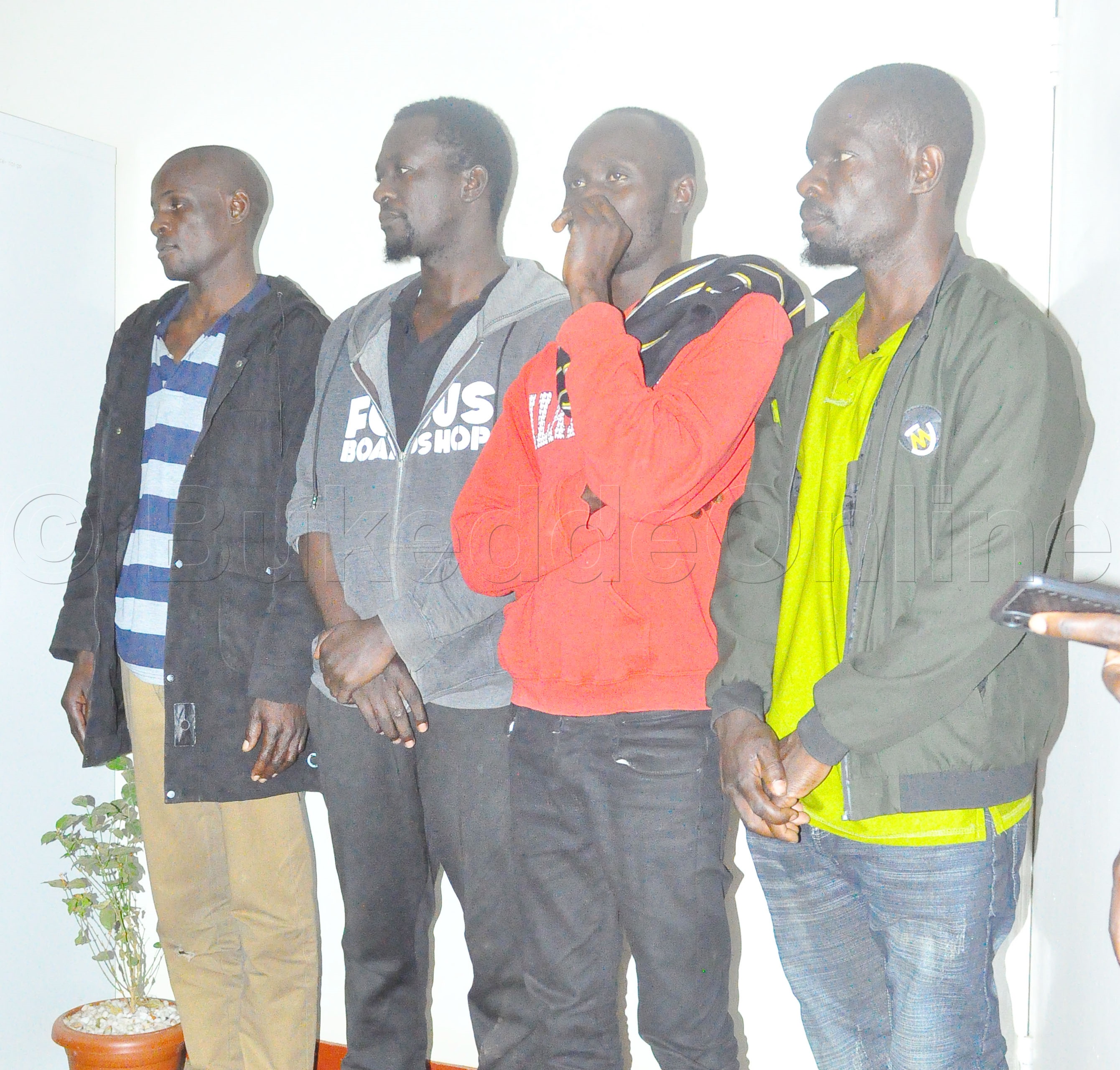 Abagambibwa okubba emmotoka bayimbuddwa lwa kubulwa babalumiriza ...