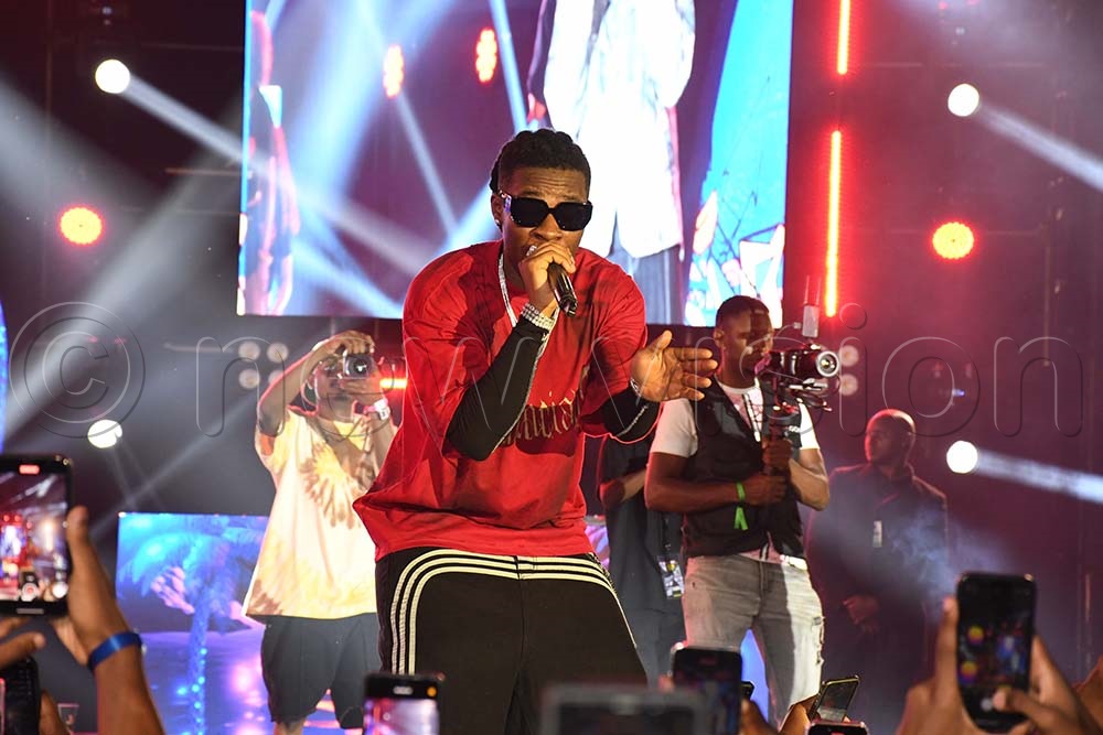 Joe Boy yakoze igitaramo cy'akataraboneka mur... - Inyarwanda.com