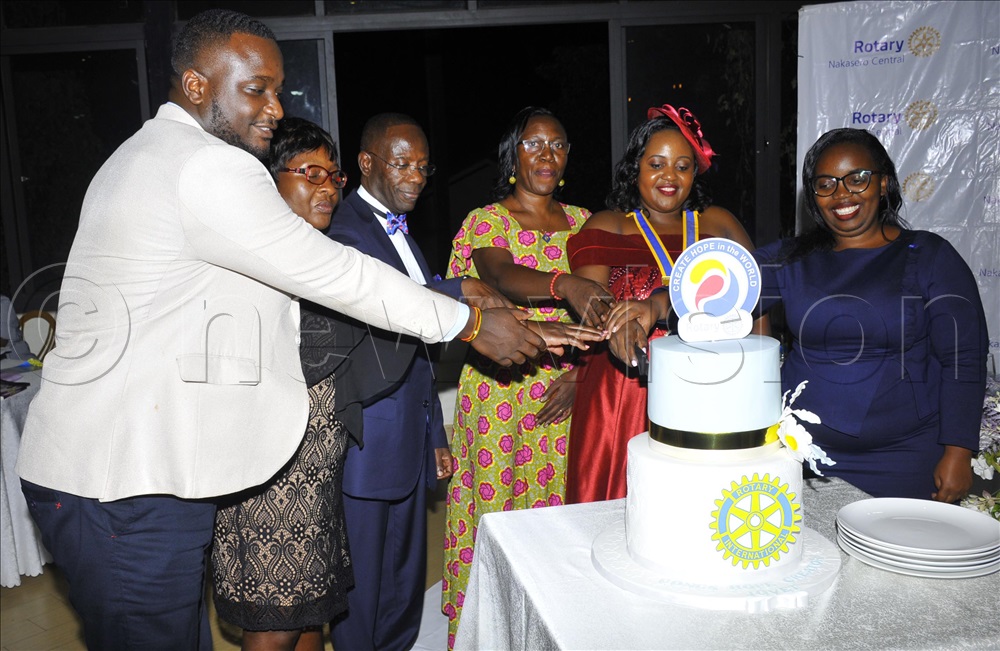 Tweheyo takes the reins at Nakasero Rotary Club - New Vision Official