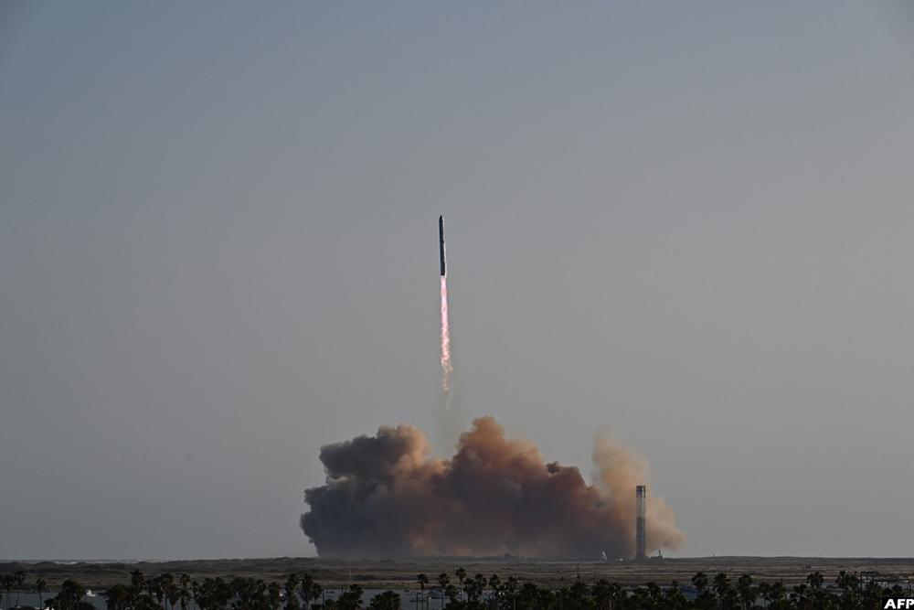 VIDEO: SpaceX's Starship megarocket blasts off again - New Vision Official