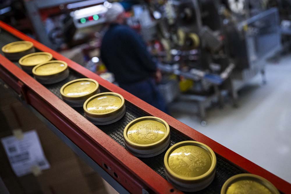 Why Sweden going smoke-free may not be such good 'snus' - New Vision ...