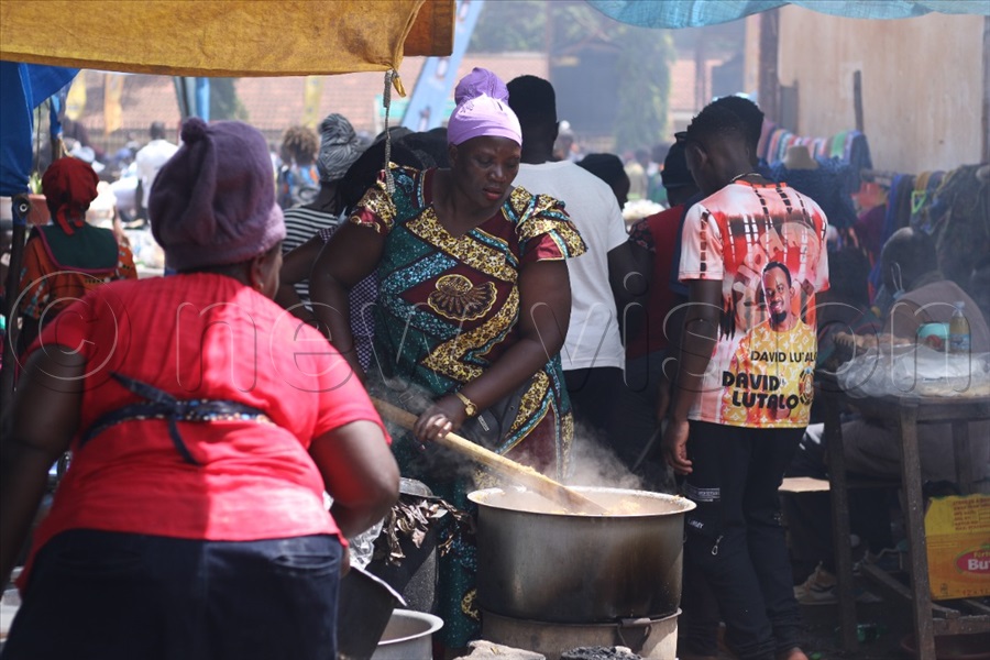📸 MARTYRS DAY: Pilgrims storm Namugongo slums for refreshme