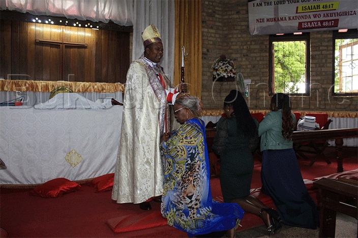 Rt. Rev.Enos Kagodo atenderezza emirimu gya Sekiboobo