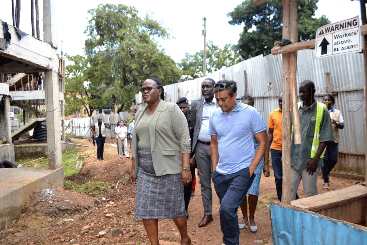 Dorothy Kisaka alambudde eddwaliro lya Kiswa Health Center III - New ...