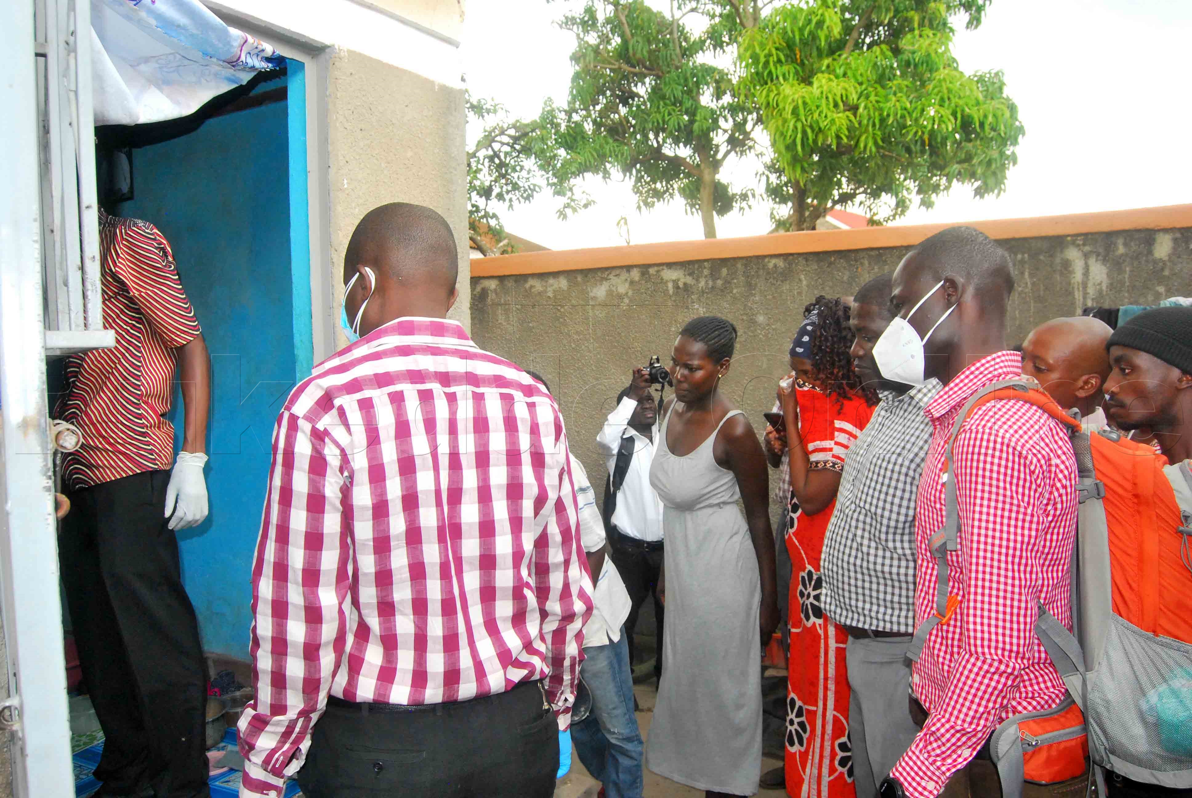 Omusomesa wa Bishop Cypriano Kihangire P/S e Luzira amaze ennaku 2 nga ...