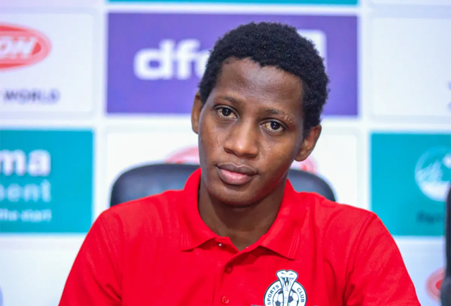 Vipers bolster squad with signing of left-back Derrick Ndahi