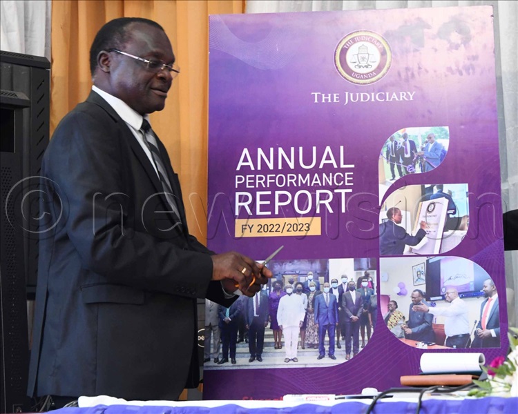 📷 Chief Justice Owiny-Dollo celebrates reduced case backlog - New ...