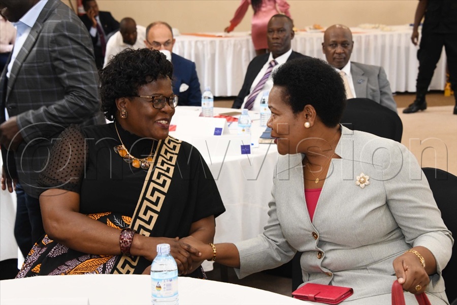 IN PICTURES: First Lady, Ex-VP Ssekandi awarded for tolerance - New ...