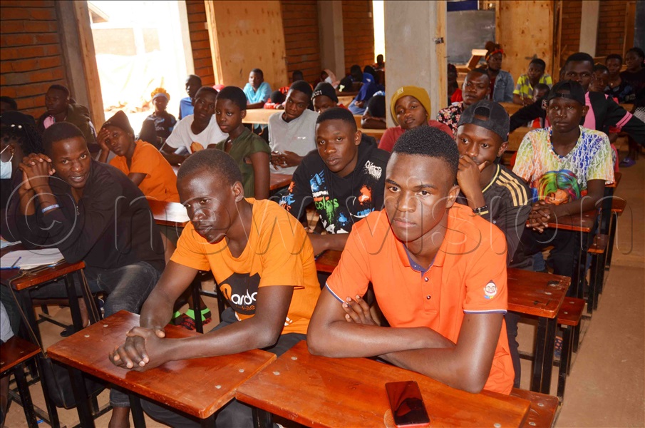 Muteekanga lauds Emmanuel College Kazo on skills training - New Vision ...