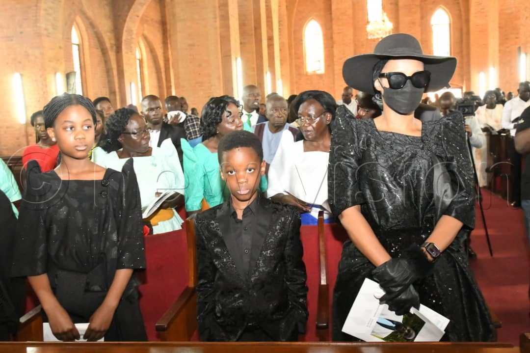 📷 Late Dr Kiyingi funeral service underway at Namirembe Cathedral - New ...