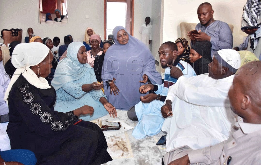 Hadijah Namyalo agabudde family ye n mikwano gye ekijjulo ky