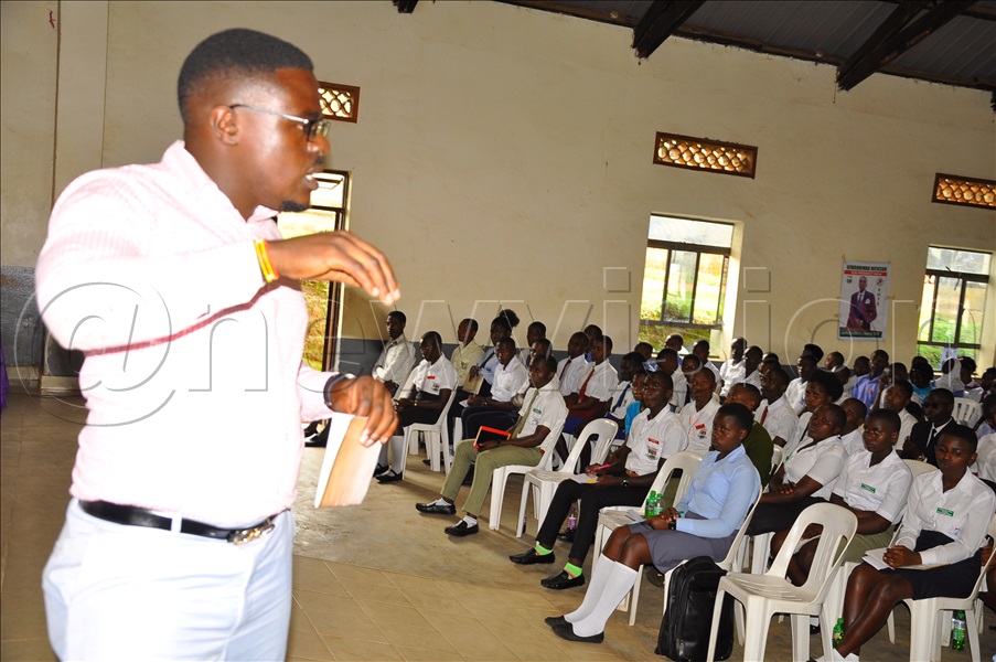 Headteachers tipped on maintaining discipline in schools - New Vision ...