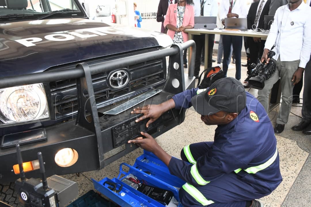 📷 New digital number plate system launched - New Vision Official