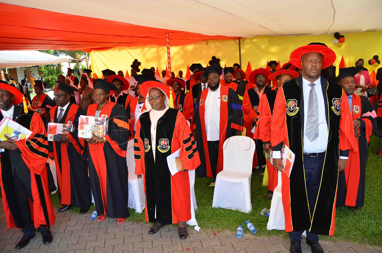 Kasaija tips UMU graduates on integrity - Bukedde Online - Amawulire