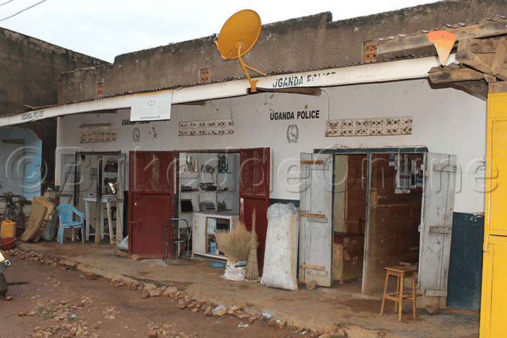 Amawulire: Ab’e Bukomero basattira lwa poliisi egenda okusen