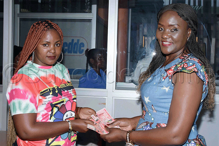 Ssanyu wa Bukedde eyanywedde mu banne akendo akwasiddwa kavu wa mitwalo ...