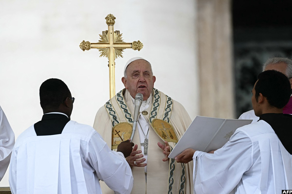 Pope Francis names 14 new saints