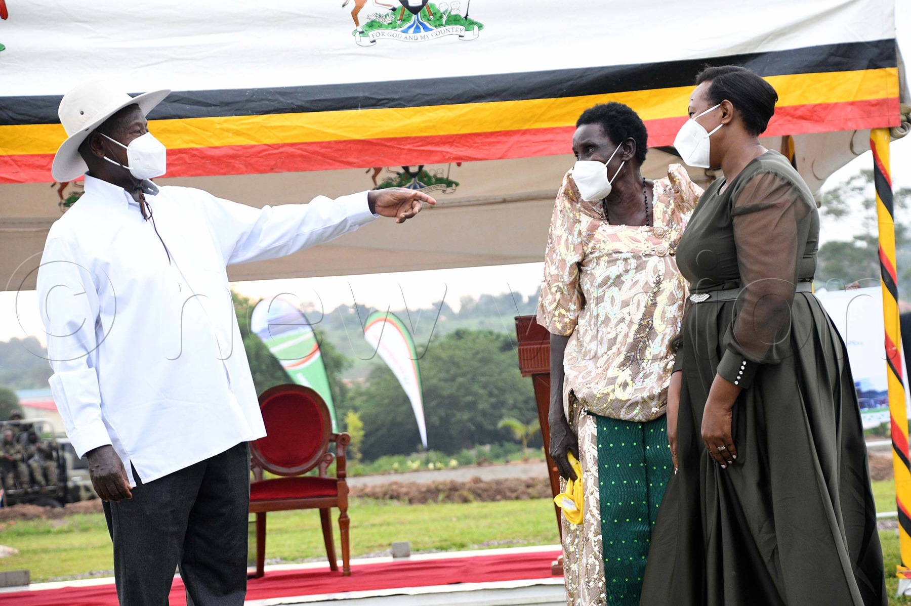 Museveni commissions pharmaceutical laboratory in Bombo - New Vision ...