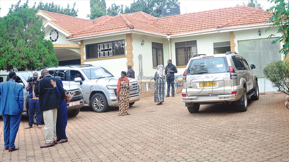 Ddiiru za Aponye ze yakola okugaggawala - New Vision Official