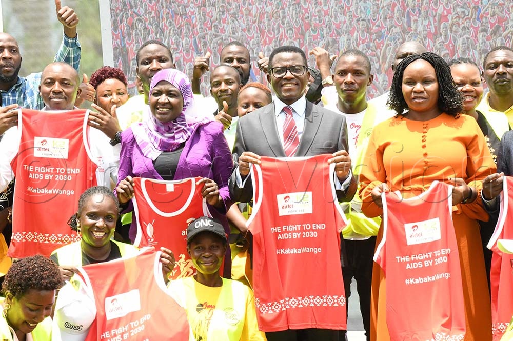 📷 PICTORIAL: Museveni buys 'Bazzukulu' 1,500 kits for Kabaka’s Birthday ...