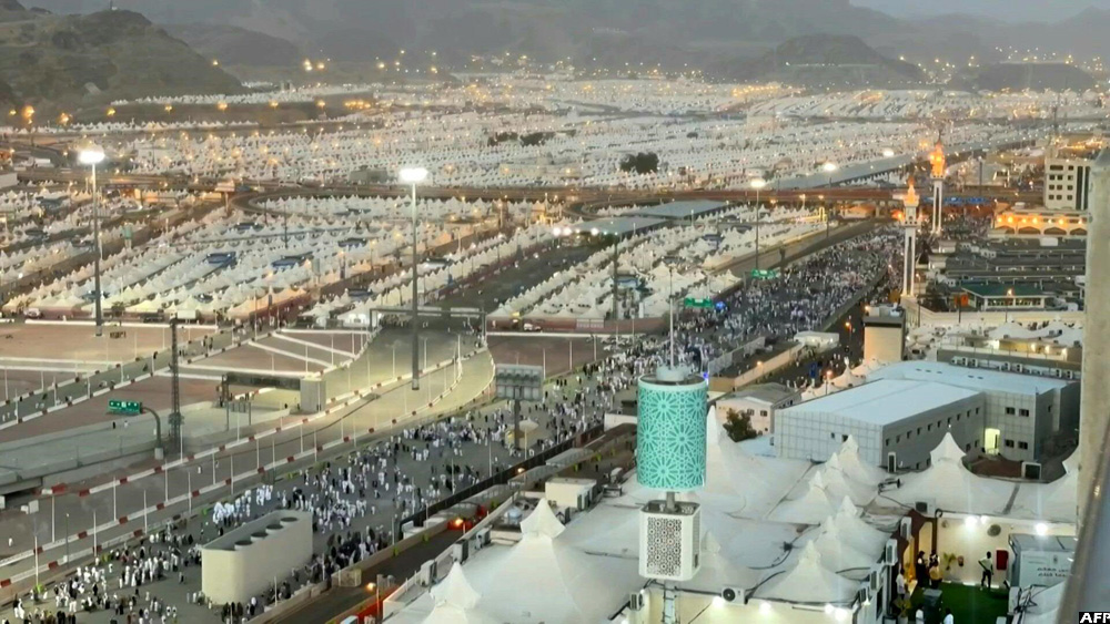 TIMELAPSE: Muslim pilgrims at Jamarat complex as hajj winds down - New ...