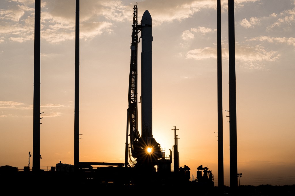 Launch of world's first 3D-printed rocket canceled at last second - New ...