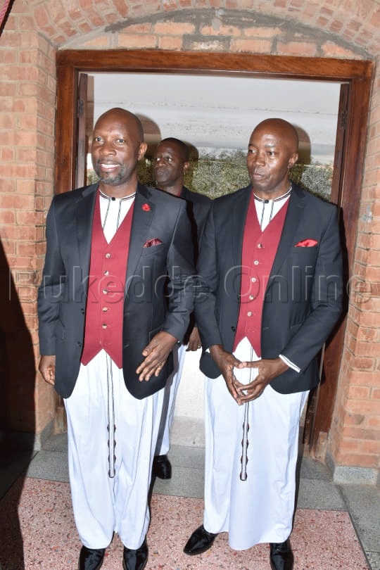 Ow'ekitiibwa Apollo Nelson Makubuya agattiddwa ne Ann Jjuuko CEO wa ...