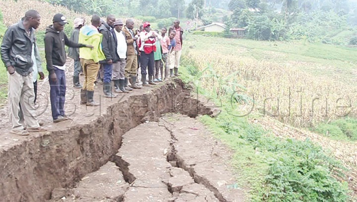 Abatuuze b'e Namisindwa 10,000 basattira lwa lusozi kujjamu lwatika ...