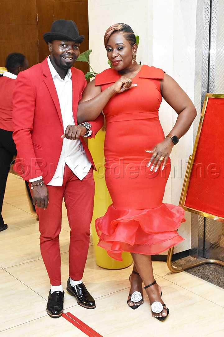 Abawanguzi ba Valentines Masappe beeraze amapenzi ku Africana ne ...
