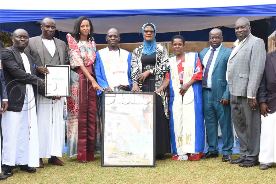 Bannagomba baleese obukadde 34 mu luwalo, Minisita Mayanja n