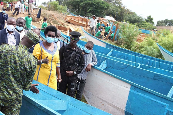 Six fishermen drown on Lake Kyoga - New Vision Official