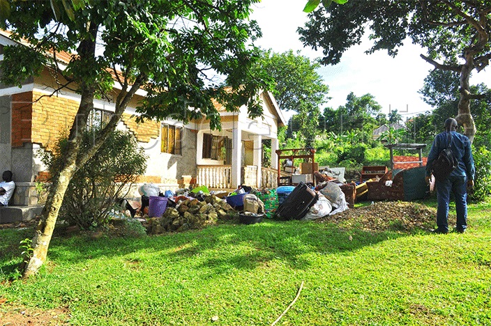 Omutaka Nsamba ow'e Ngabi bamusengudde ku kibanja kw'amaze e