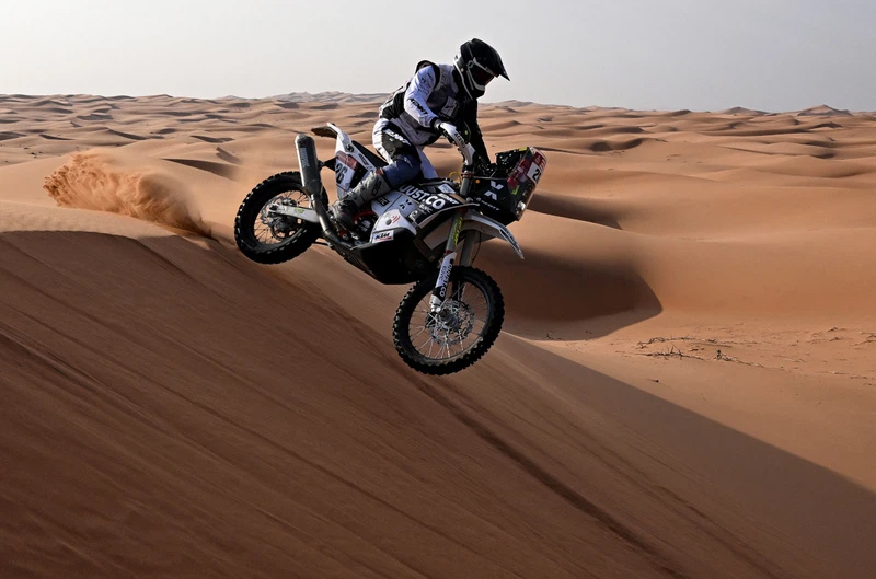 Dakar Rally motorcyclist in 'serious' condition after crash - New ...