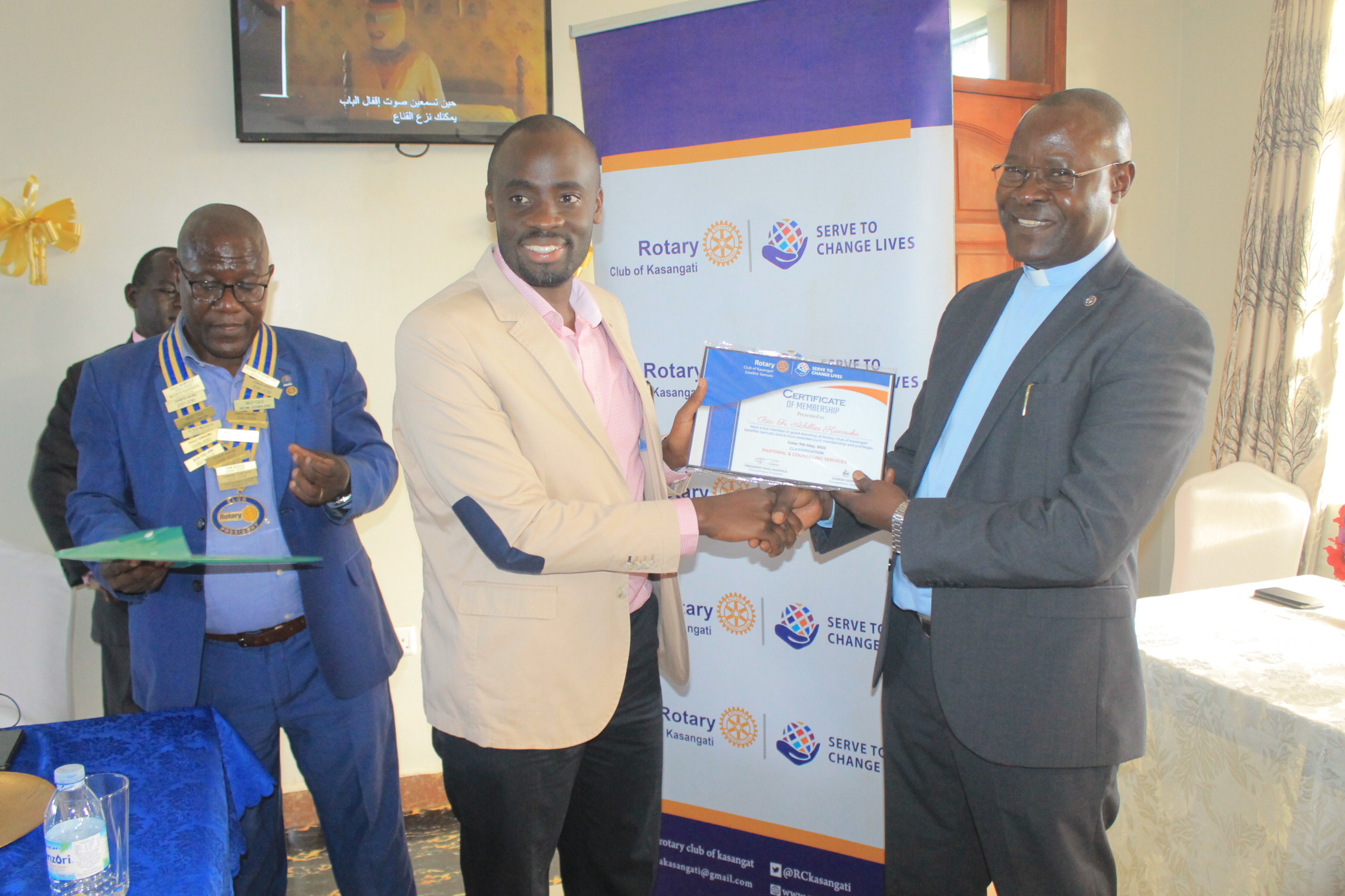 Batongozza 'Rotary Club' ya Ssemuto- Kasangati - New Vision Official