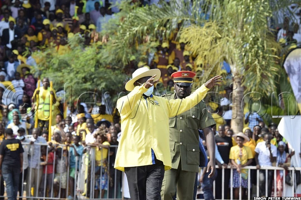 📸 Katonga heroes, Museveni's 79th birthday celebrated jointly at Kololo ...