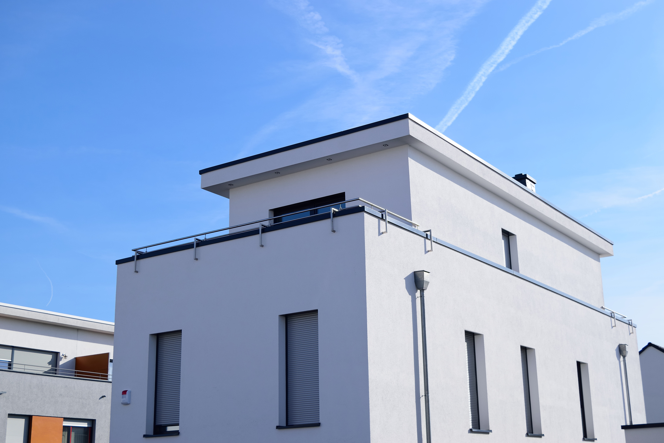 Roofing trends – flat roofed houses taking over - New Vision Official