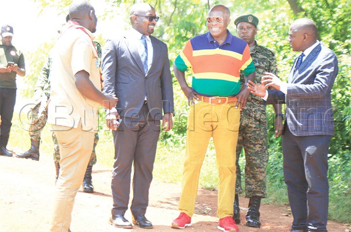 Kabaka agenze e Kaazi n'alambula ettaka lye - Bukedde Online - Amawulire