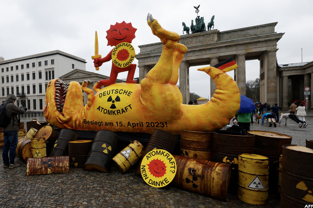 Germany ends nuclear era as last reactors power down - New Vision Official