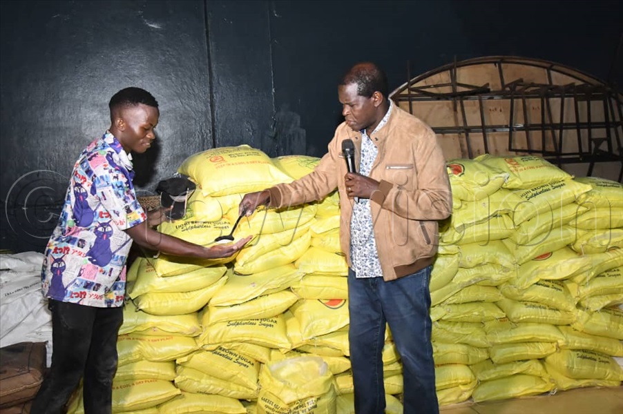 📸 PICTORIAL: Pastor Kayanja flags off 50 tons of relief food to ...
