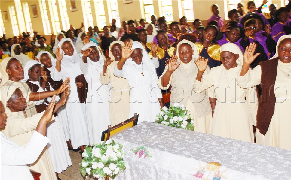 Omulangira Faaza Yozefu Mukasa Balikuddembe aziikiddwa mu kitiibwa ...