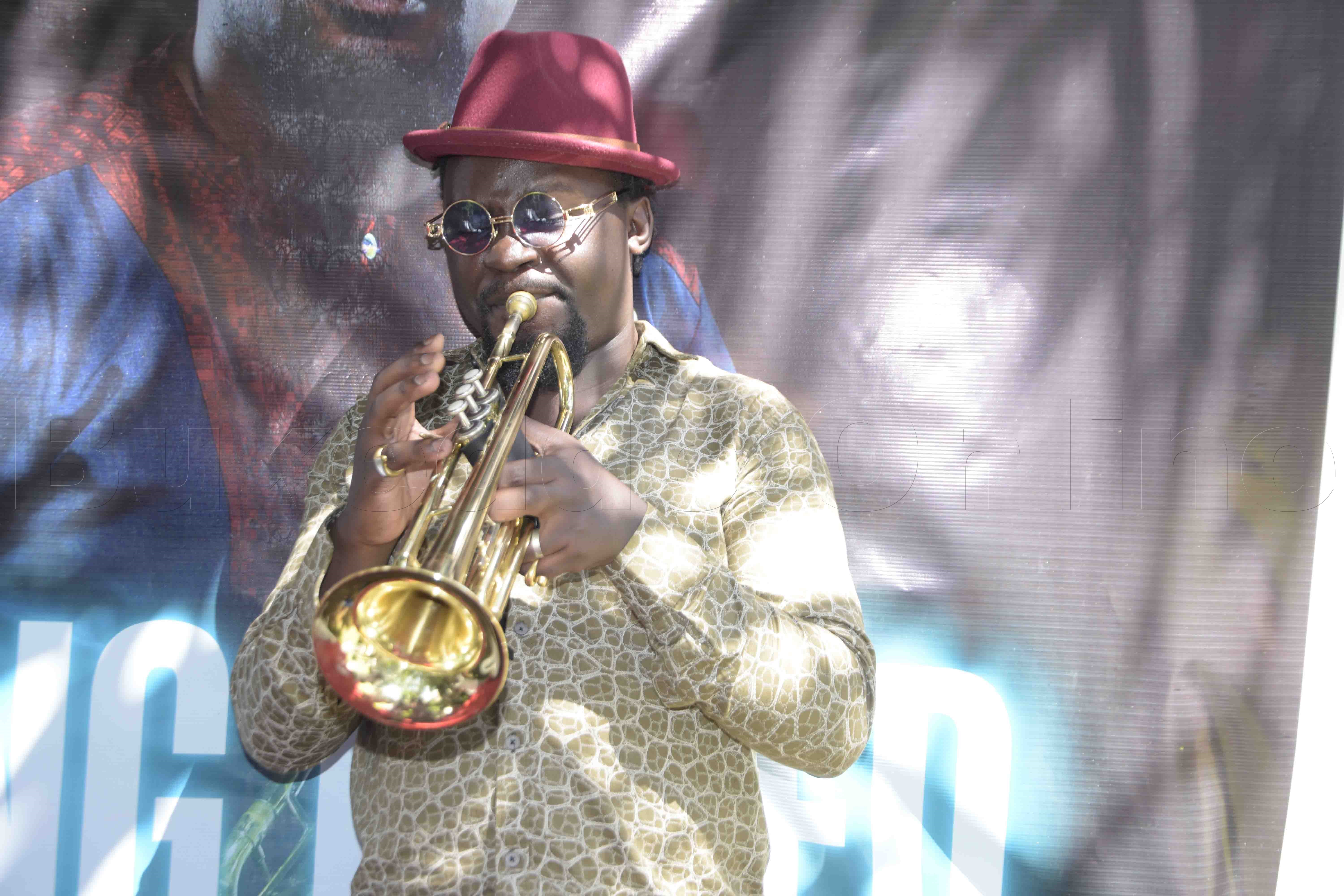 Absolute Tonny, kafulu mu kufuuwa omulere asabuukuludde 'album' enzito ...