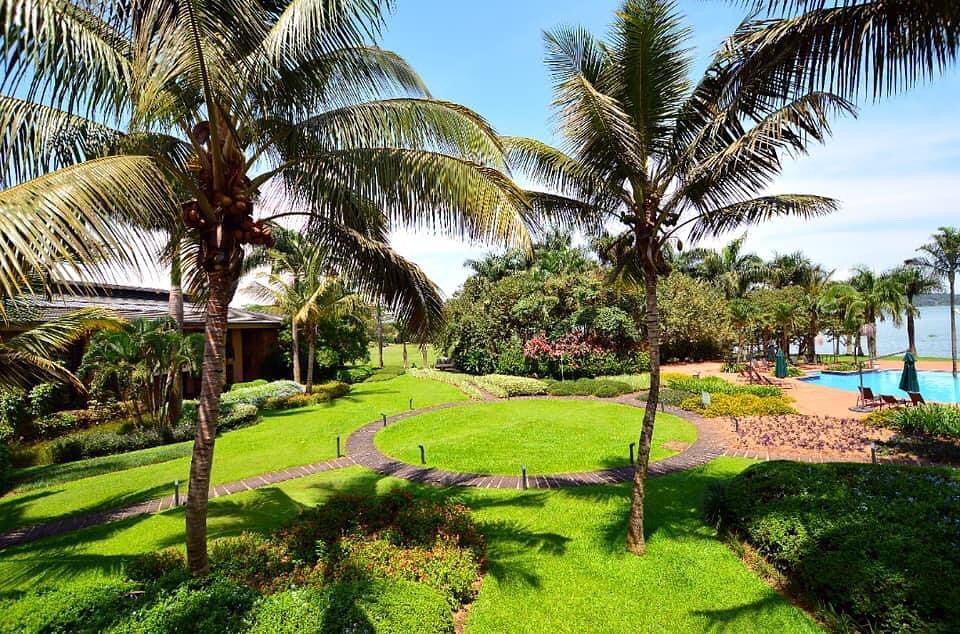 Tips to improve your compound with low-cost landscaping