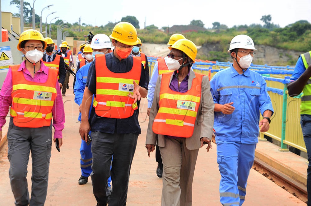 📸 IN PICTURES: Chinese Ambassador to Uganda visits Karuma hydropower ...