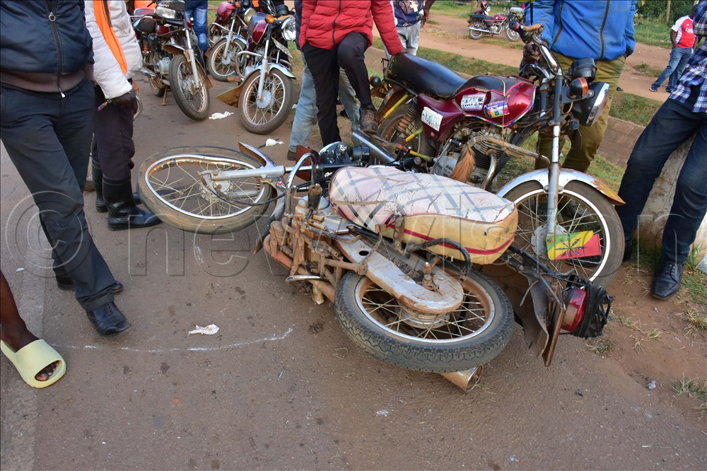 Motor vehicle crash claims two people along Entebbe road - New Vision ...