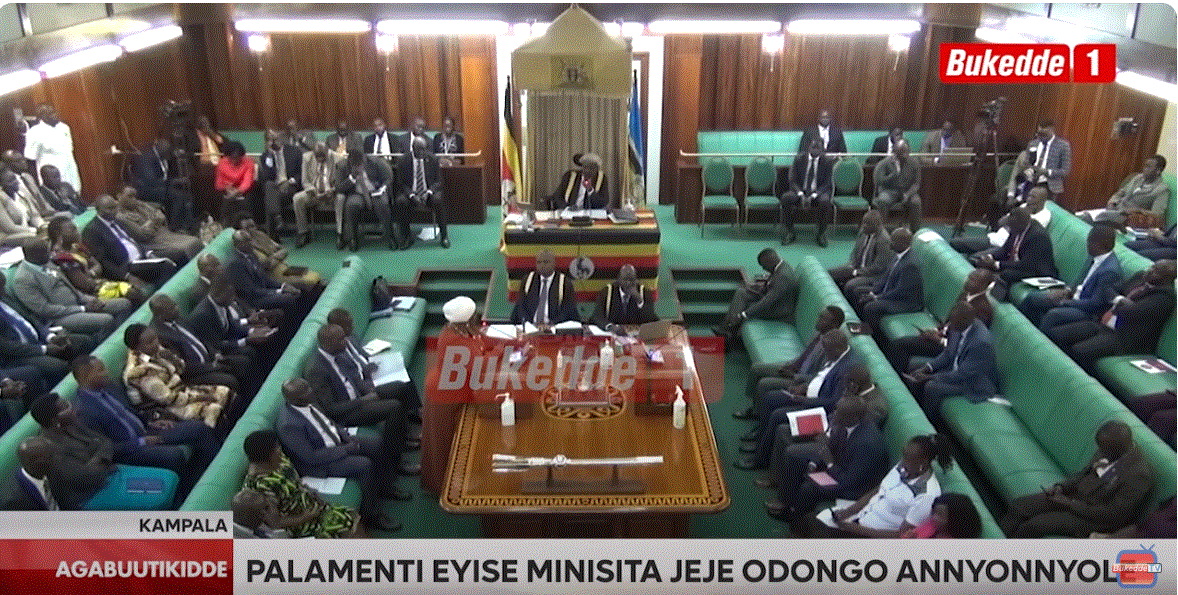 Agabuutikidde PALAMENTI EYISE GEN JEJE ODONGO KU BANNAYUGANDA 400 ...