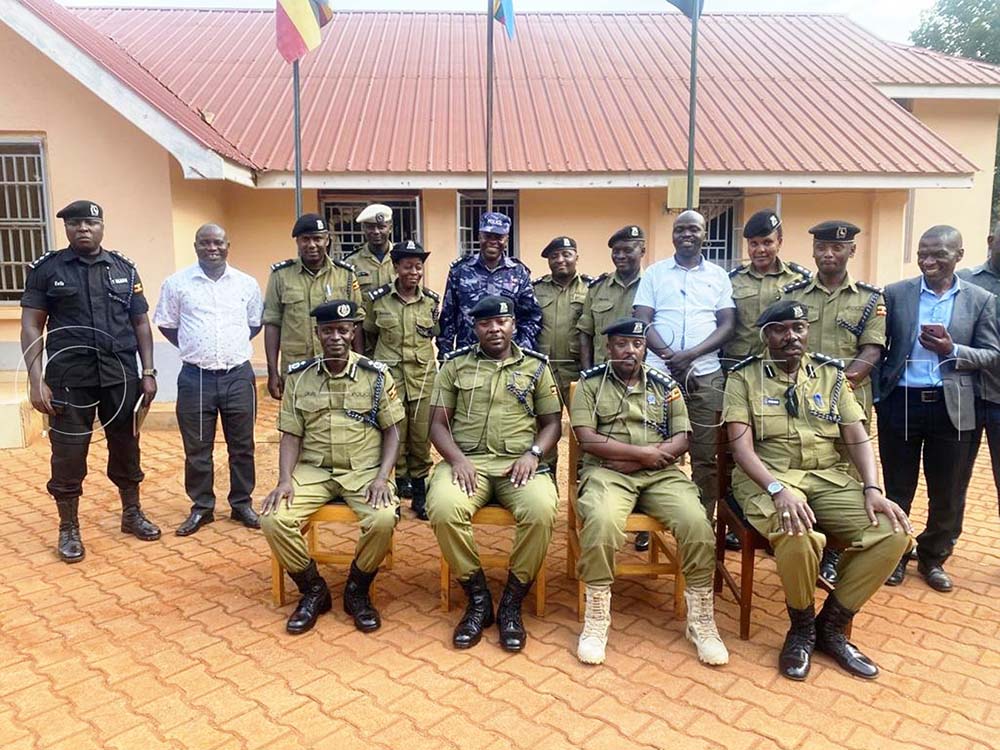 News: Outgoing Kiira region Police boss urges cooperation in