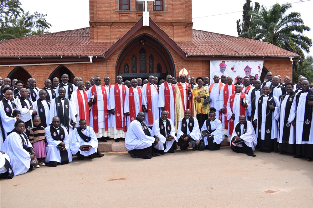 Ankole Diocese gets new deacons, clergy
