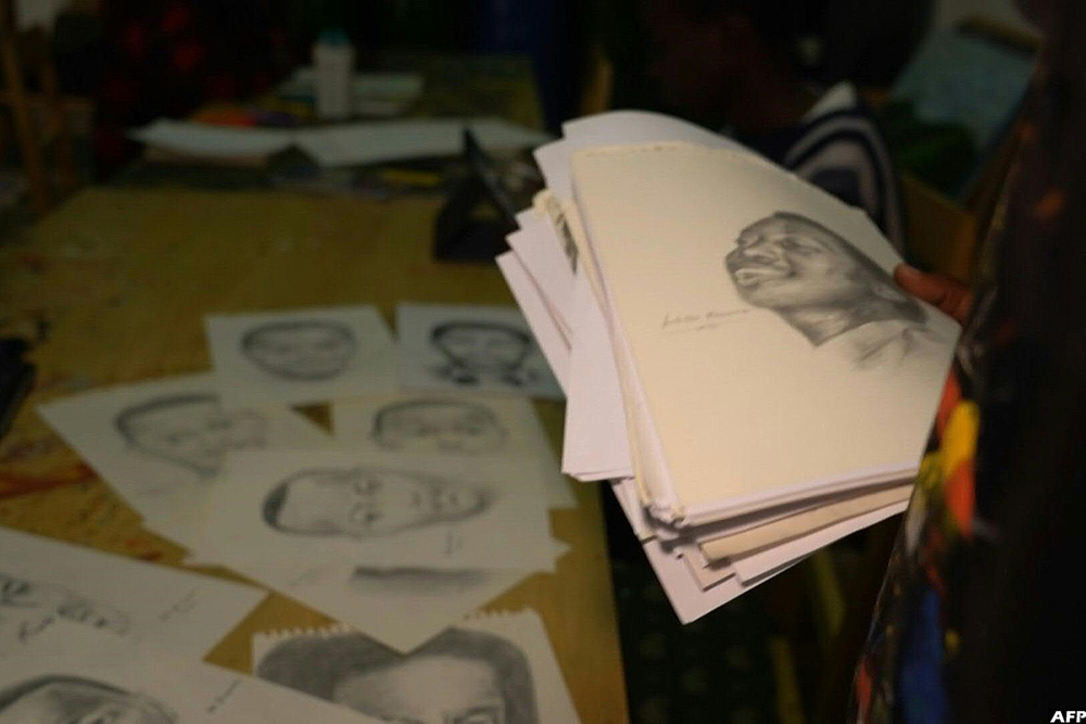VIDEO: Remembering Rwandan genocide victims through portraits - Bukedde ...