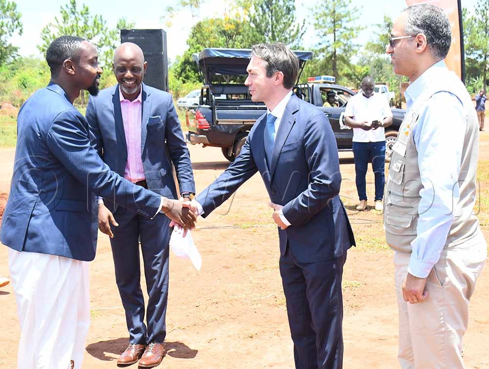 Kyabazinga launches project to fight teenage pregnancies - New Vision ...