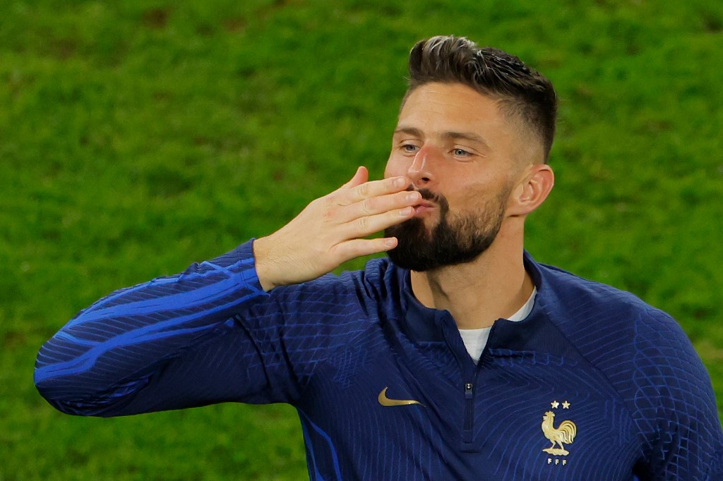 Sports: Record-breaking Giroud brings goals to France's repe